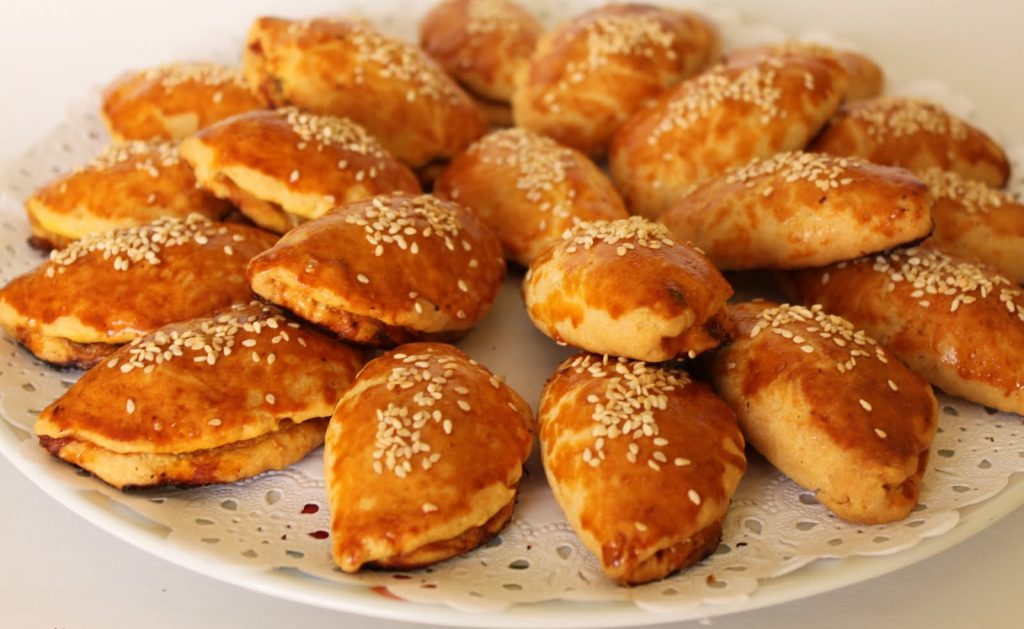 Sucuklu Poğaça Tarifi | Yemek ve Tarifleri - En güzel Yemek Tarifleri ...